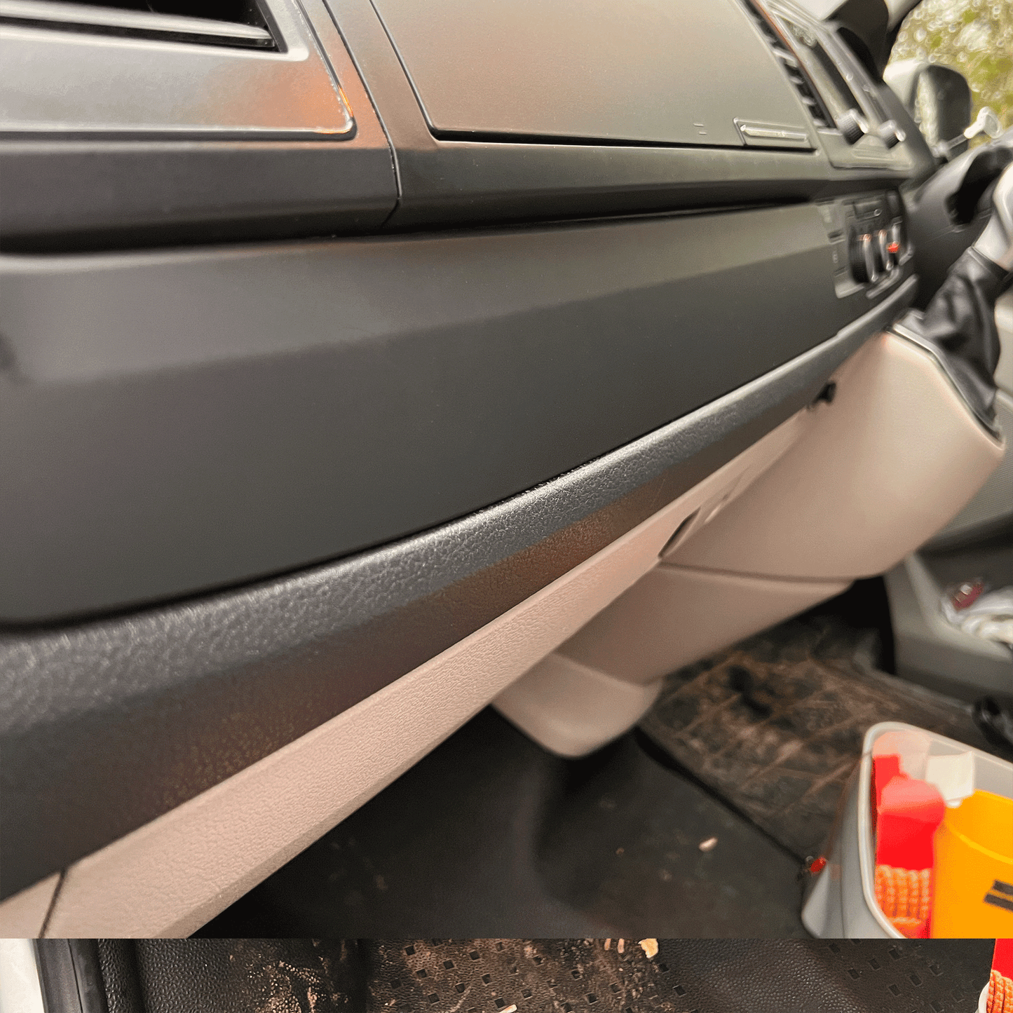 VW Transporter T6 Lower Dash Styling Trims Comfort Dash Matte Black Pa ...
